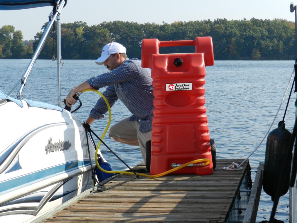 25-Gallon Poly Portable Gas Caddy | johndow.com