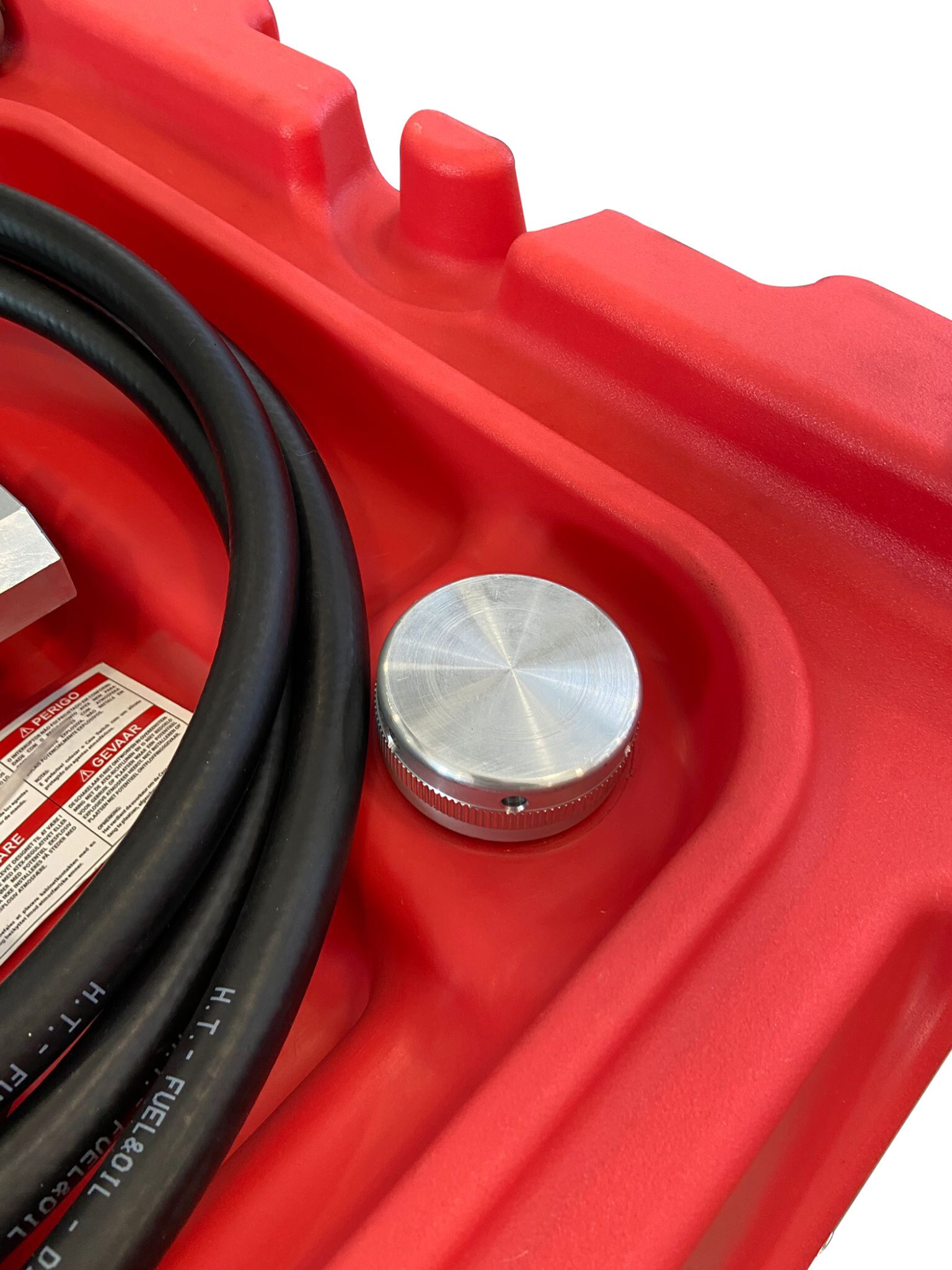 40-Gallon Low Profile Gas Carrytank - Portable Refueling Tank | JohnDow ...